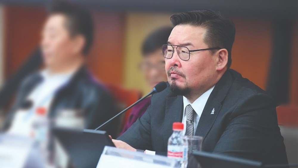 Г Занданшатар Ярьдаг биш хийдэг үнэнтэй нүүр тулдаг Ерөнхий сайд байна